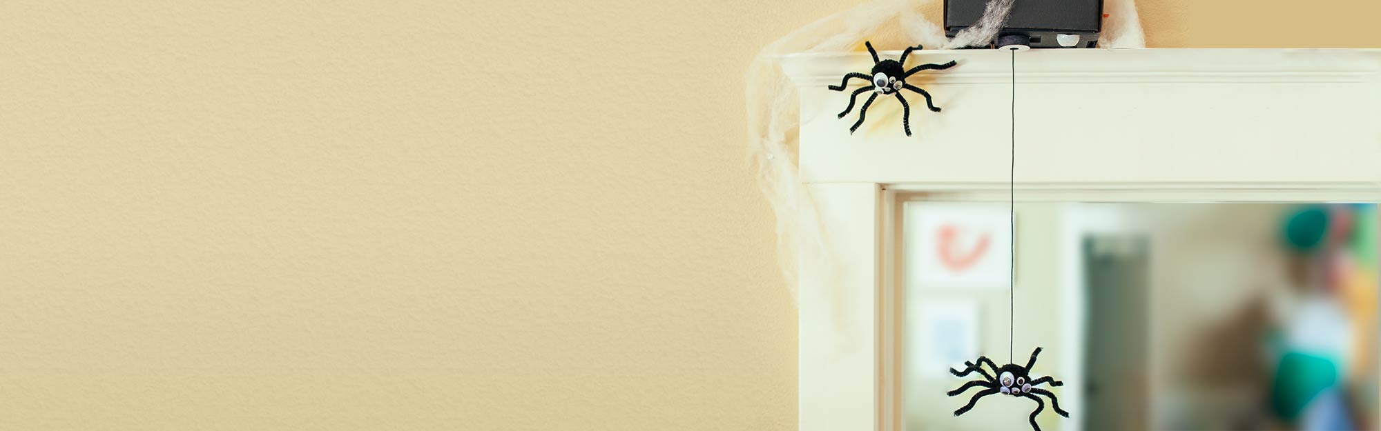 Tinker Crate Motion Sensing Spider Crate